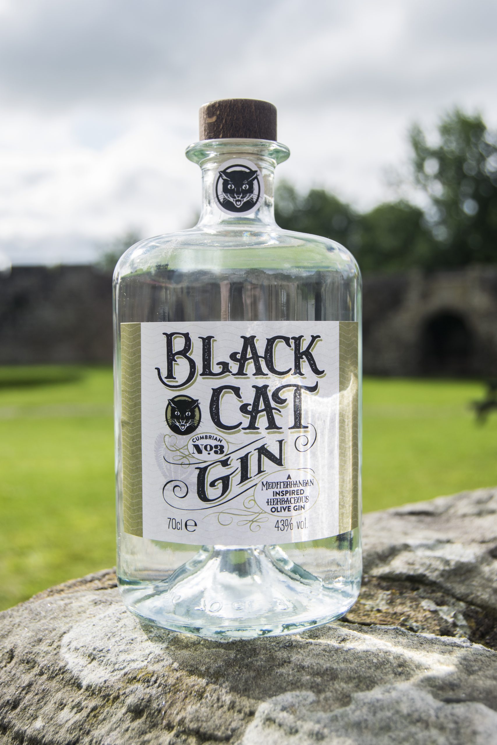 Black Cat Herbal Gin | Black Cat Distillery